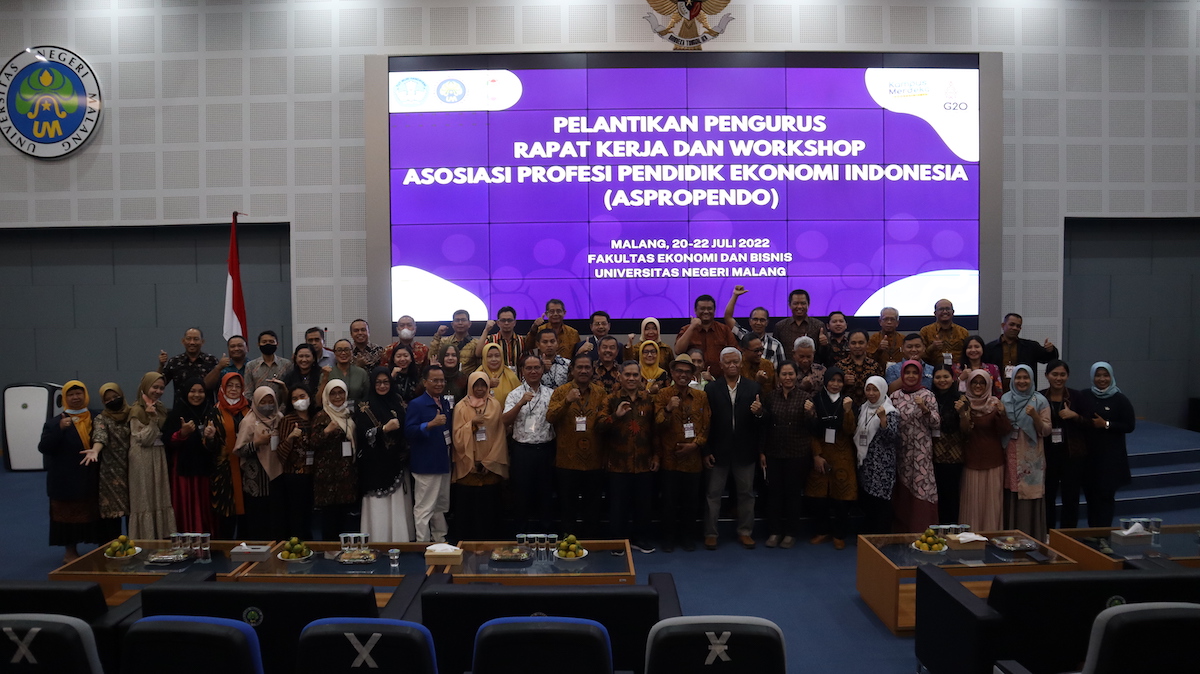 Pelantikan Pengurus, Rapat Kerja dan Workshop Asosiasi Profesi Pendidik ...